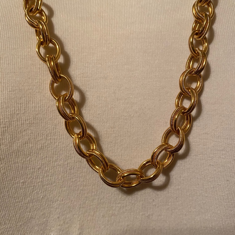 “Rolo Link” 30” Textured Neck-Chain - Gem
